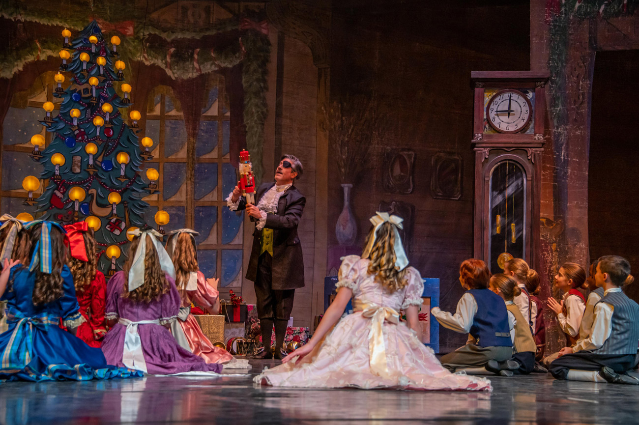 West Michigan Youth Ballet | The Nutcracker